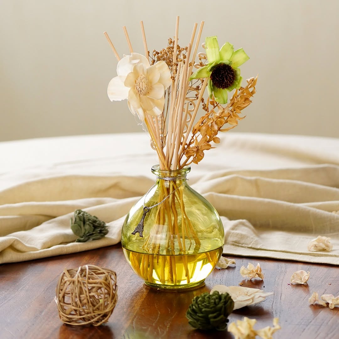 Buy Botanical Reed Diffuser - Fresh Cotton Online | Aromatherapy ...