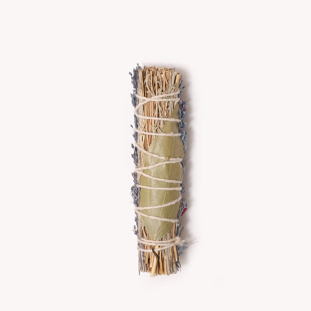 Lavender Smudge Bundle – The Maeva Store