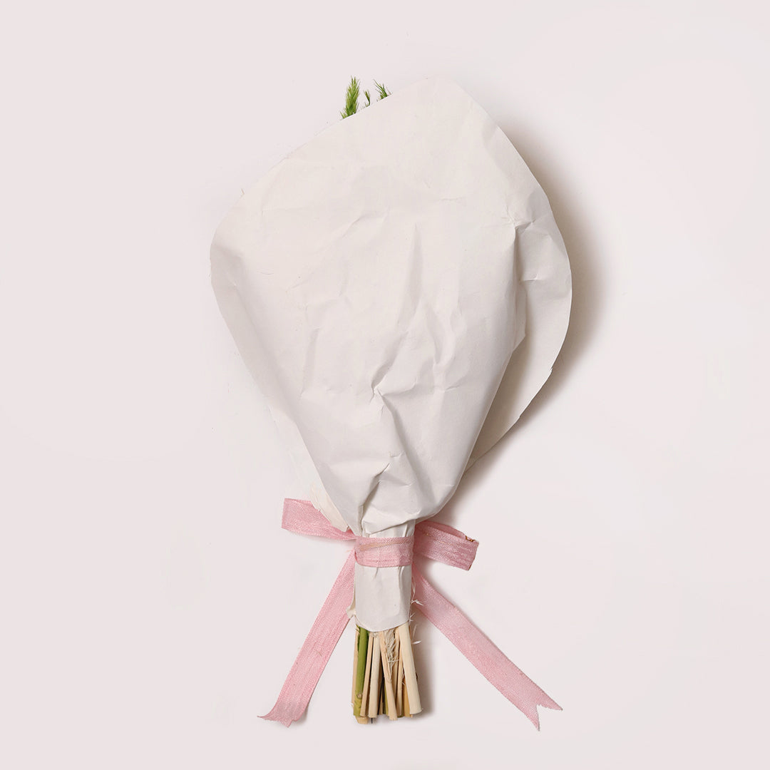 Buy Blush Rush Bouquet Online in India | The Maeva Store – The Maeva Store